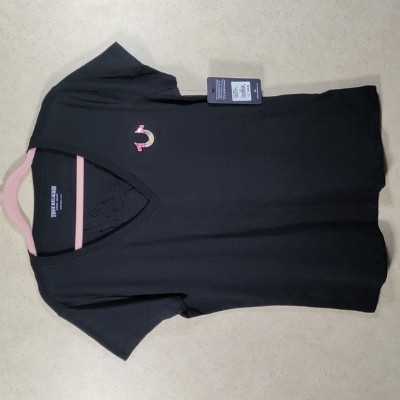 True Religion | Tops | 500 True Religion Black Ss Tee Wiridescent Logos ...